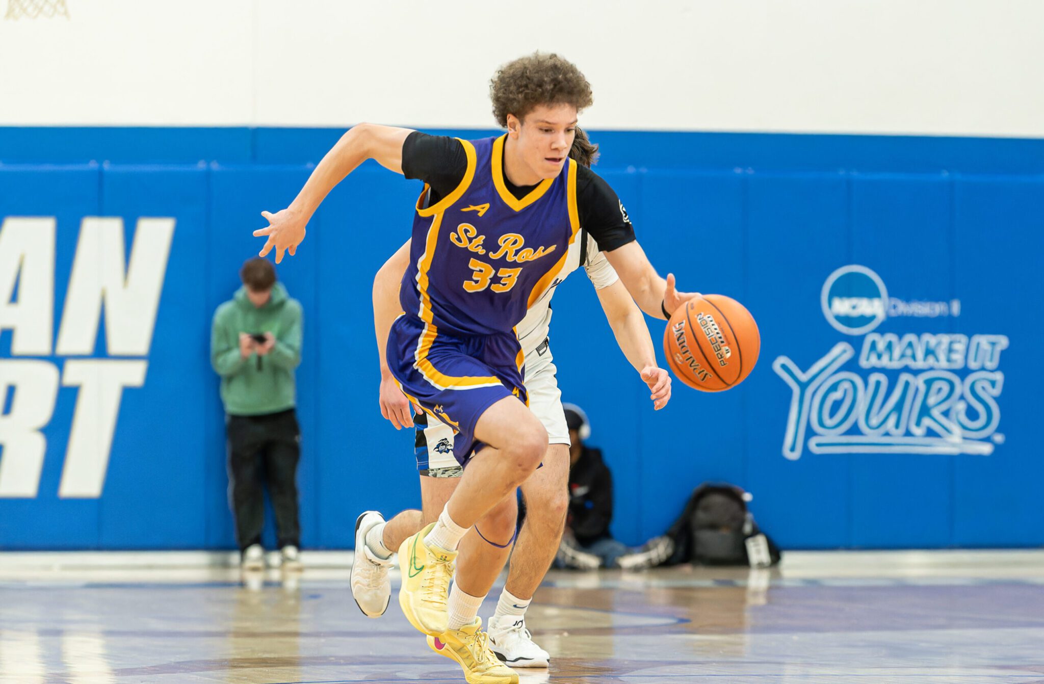 Hodge, Lynch Spark St. Rose Boys Basketball in 1 vs. 2 Showdown